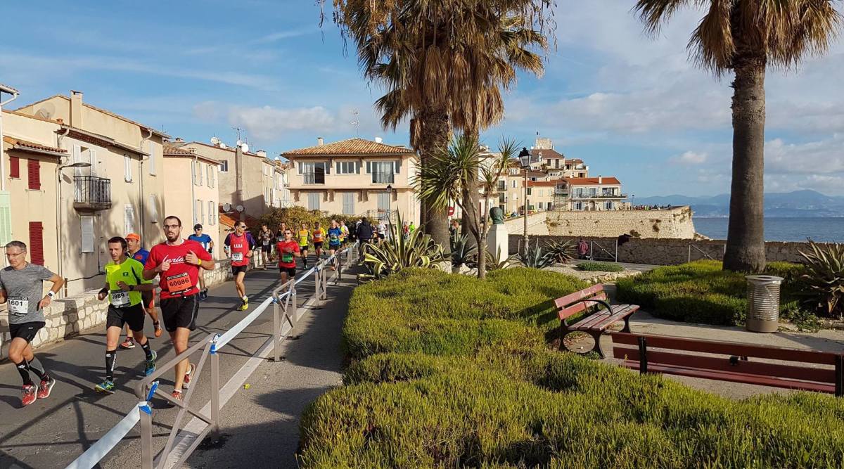 14,000 run Nice-Cannes Marathon 2016