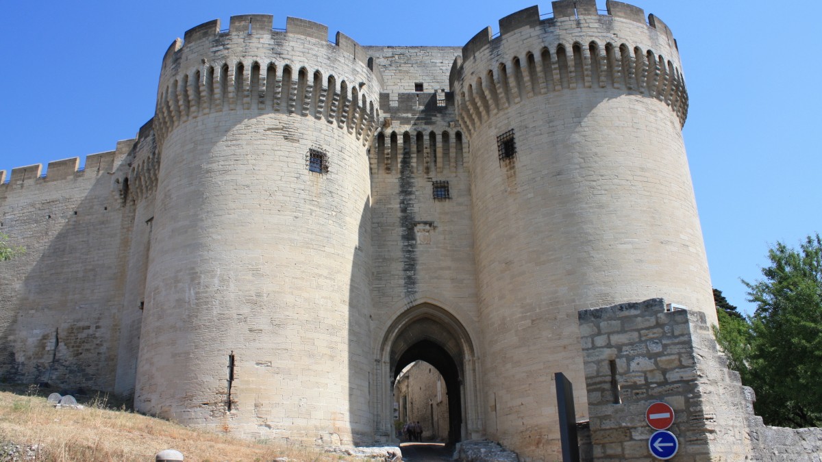 Visit to the Medieval Fort Saint Andre in Villeneuve