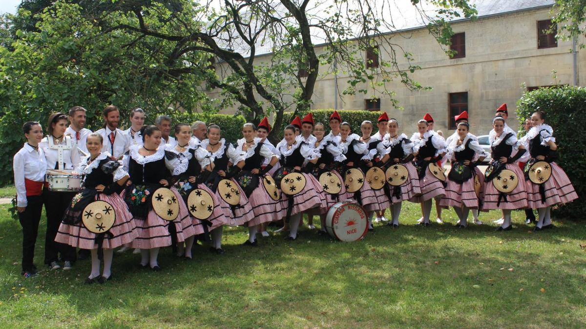 Folklore revival in Nice