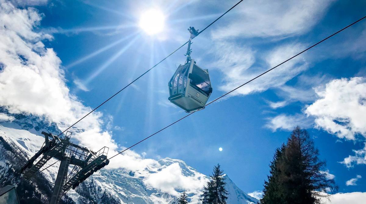 Brévent's Planpraz gondola shut | SeeChamonix.com