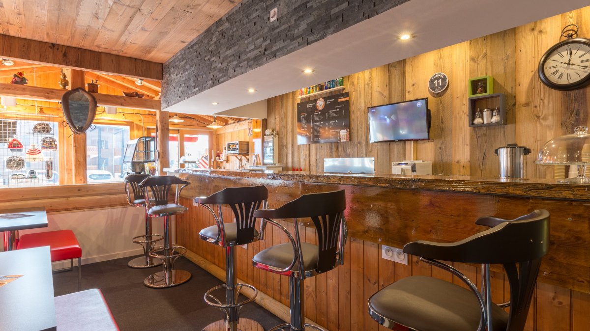 Best Restaurants in Alpe d'Huez | SeeAlpedHuez.com