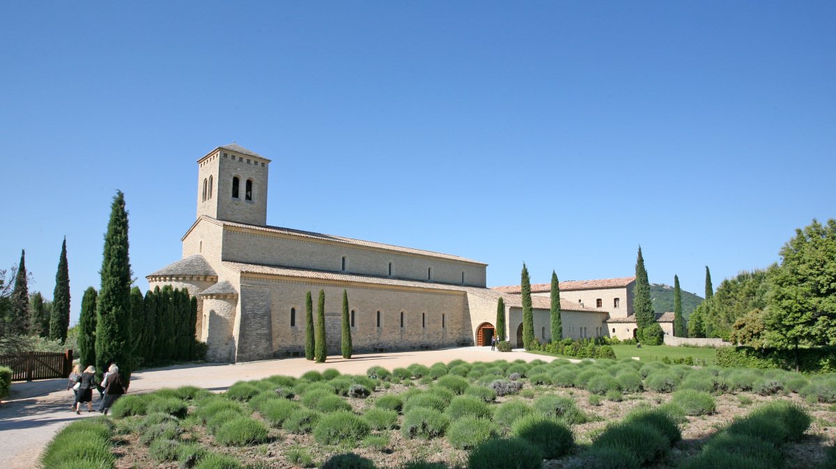 Abbaye du Barroux, Le Barroux