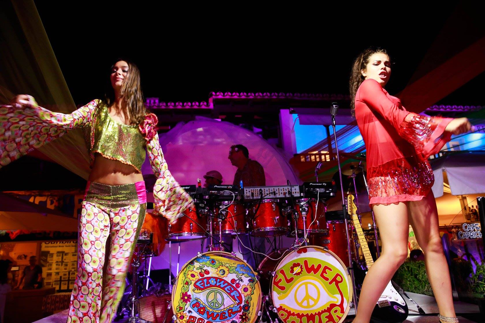 Peace & Love Party, Puerto Portals