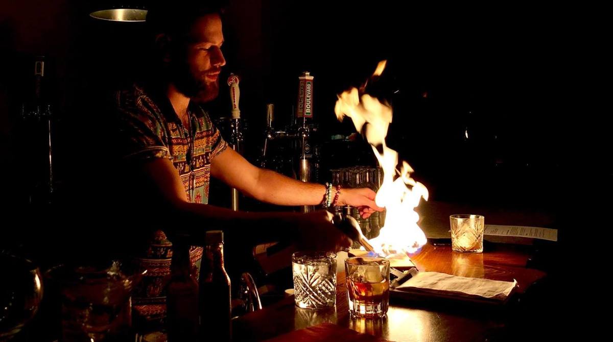 Bar Bars & Clubs in Chamonix | SeeChamonix.com