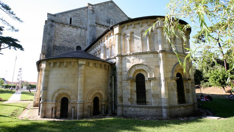 Basilique Notre-Dame de la Fin des Terres, Soulac-sur-Mer