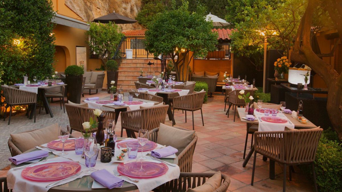 Le Patio Restaurant, Nice Area