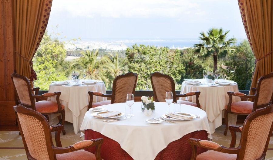 Es Castell Restaurant Review, Son Vida