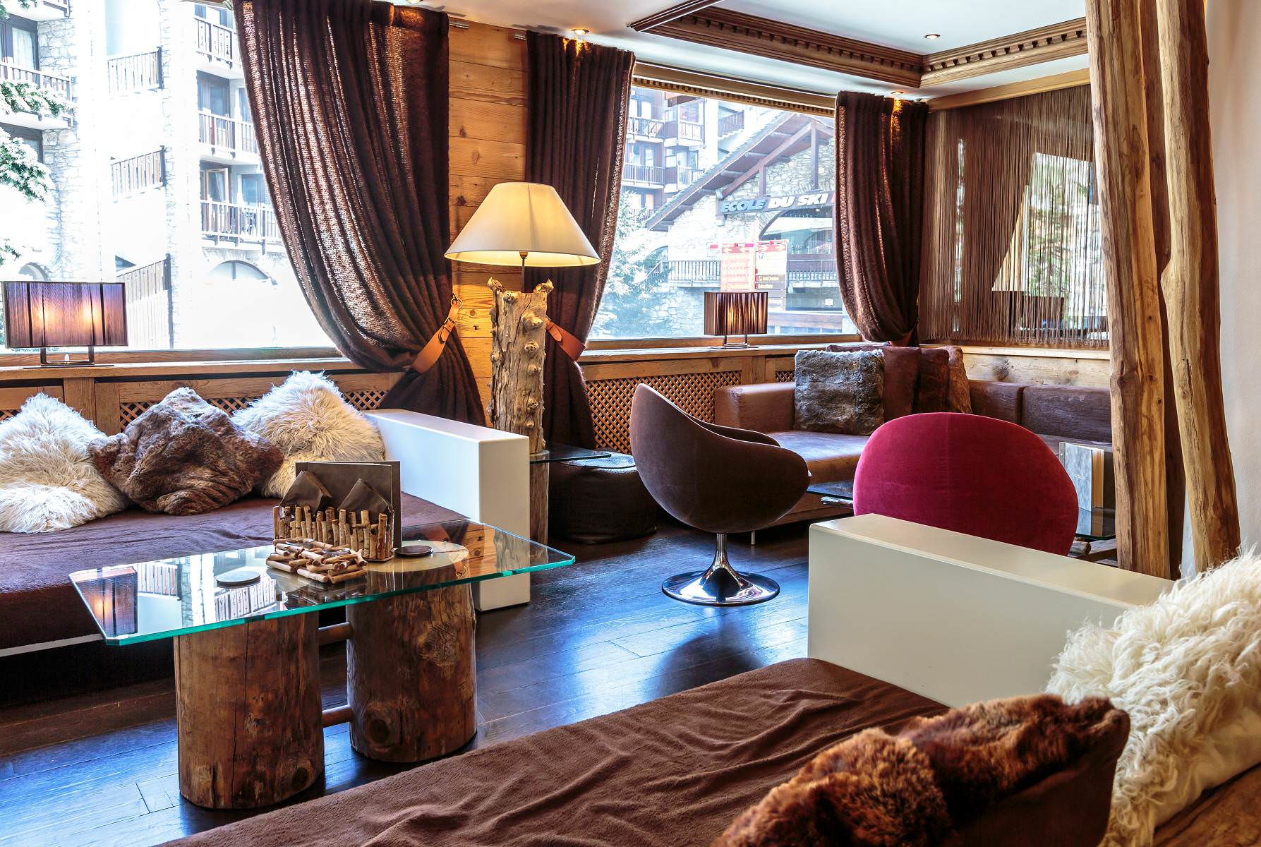 Café Bars and clubs in Val d'Isere